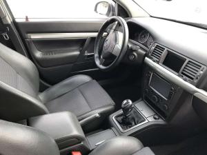 Blue Opel Vectra 2009 in Kaunas, with an engine capacity of 1.91 L and mileage of 302 thousand km for 2900 €, photo 19 on AUTOMOTO.COM.LV