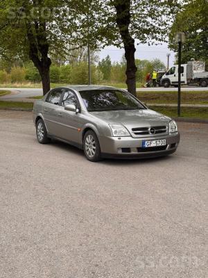 Brūns Opel Vectra 2003 Cēsis, ar dzinēja tilpumu 2.20 L un nobraukumu 353 tūkst. km par 1550 €, foto  vietnē AUTOMOTO.COM.LV