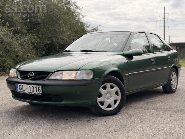 Green Opel Vectra 1996 in Ogre, with an engine capacity of 1.60 L and mileage of 167 thousand km for 850 €, photo 10 on AUTOMOTO.COM.LV
