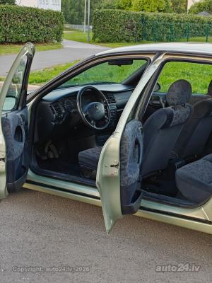 Zaļš Opel Vectra 1996 Tallina, ar dzinēja tilpumu 1.60 L un nobraukumu 149 tūkst. km par 1800 €, foto 8 vietnē AUTOMOTO.COM.LV
