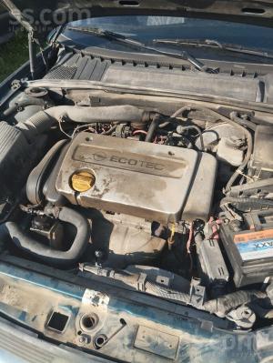 Zaļš Opel Vectra 2000 Saldus, ar dzinēja tilpumu 1.60 L un nobraukumu 250 tūkst. km par 450 €, foto 5 vietnē AUTOMOTO.COM.LV