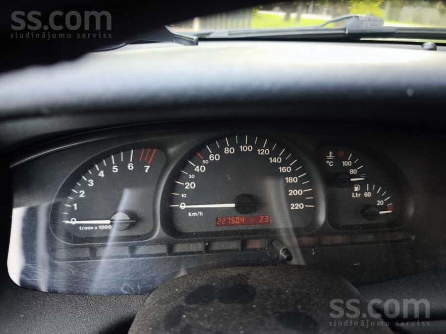 Зеленый Опель Вектра 2000 в Рига, объемом двигателя 1.80 л и пробегом 228 тыс. км за 1500 €, фото 9 на AUTOMOTO.COM.LV