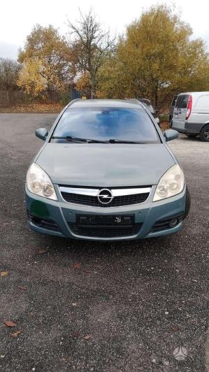 Green Opel Vectra 2006 in Kaunas, with an engine capacity of 1.91 L and mileage of 280 thousand km for 1150 €, photo  on AUTOMOTO.COM.LV