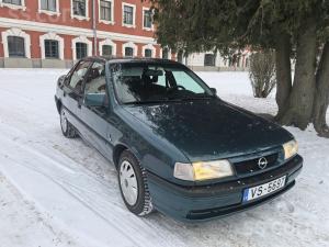 Green Opel Vectra 1995 in Riga, with an engine capacity of 1.60 L and mileage of 72 thousand km for 2200 €, photo 3 on AUTOMOTO.COM.LV