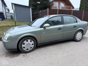 Green Opel Vectra 2004 in Kaunas, with an engine capacity of 2.00 L and mileage of 280 thousand km for 1100 €, photo 2 on AUTOMOTO.COM.LV