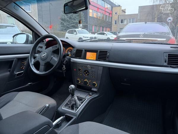 Zaļš Opel Vectra 2004 Kauņa, ar dzinēja tilpumu 2.00 L un nobraukumu 280 tūkst. km par 950 €, foto 9 vietnē AUTOMOTO.COM.LV