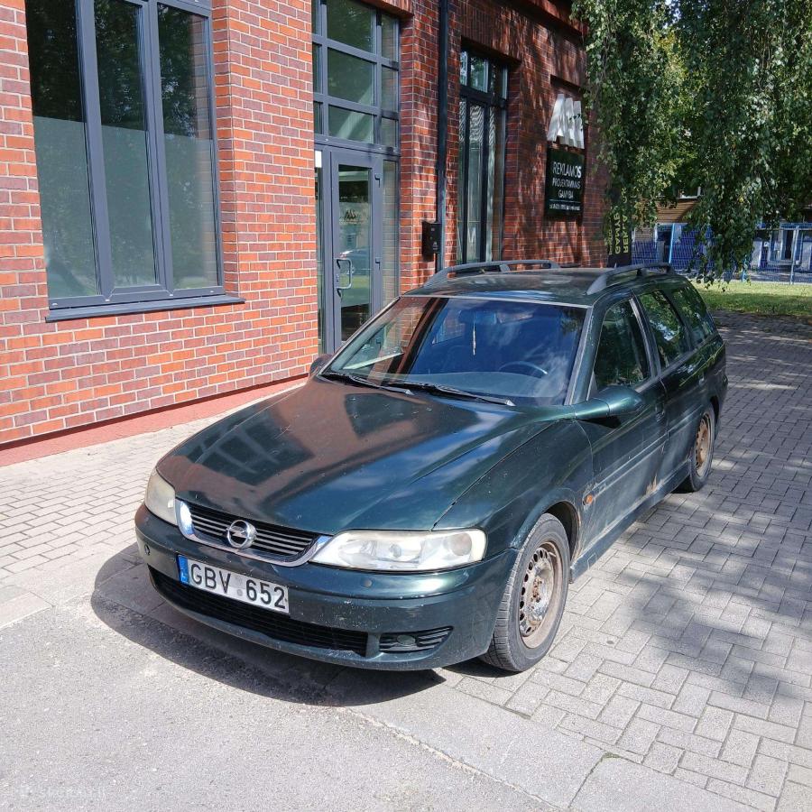 Зеленый Опель Вектра 2002 в Алитус, объемом двигателя 2.20 л и пробегом 350 тыс. км за 600 €, фото 1 на AUTOMOTO.COM.LV