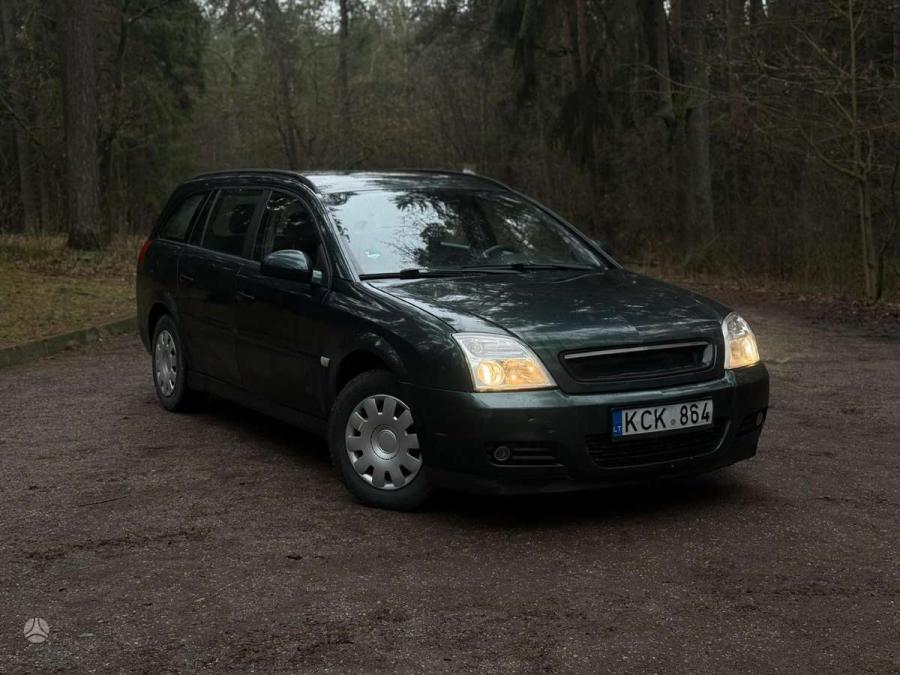 Green Opel Vectra 2005 in Kaunas, with an engine capacity of 1.91 L and mileage of 382 thousand km for 1450 €, photo 7 on AUTOMOTO.COM.LV
