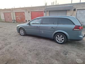 Zaļš Opel Vectra 2006 Viļņa, ar dzinēja tilpumu 1.90 L un nobraukumu 301 tūkst. km par 600 €, foto 5 vietnē AUTOMOTO.COM.LV