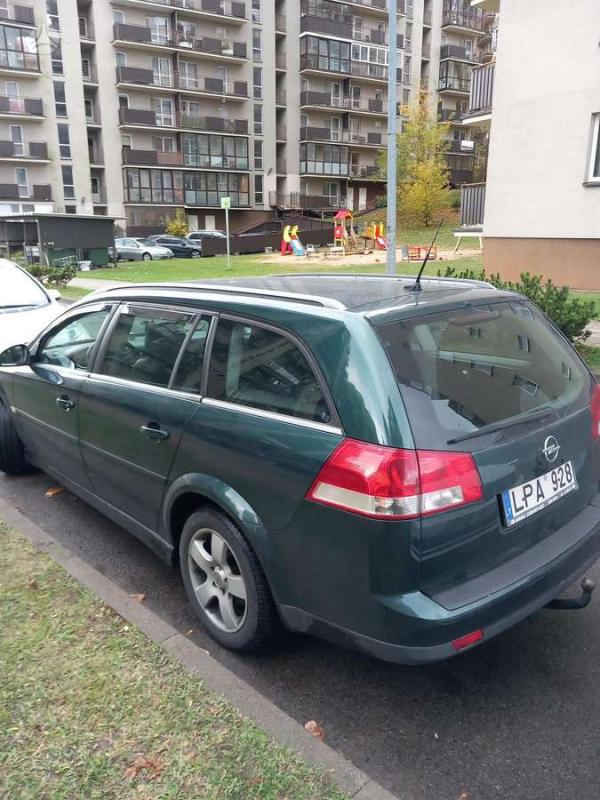 Zaļš Opel Vectra 2006 Viļņa, ar dzinēja tilpumu 1.91 L un nobraukumu 342 tūkst. km par 1300 €, foto 4 vietnē AUTOMOTO.COM.LV