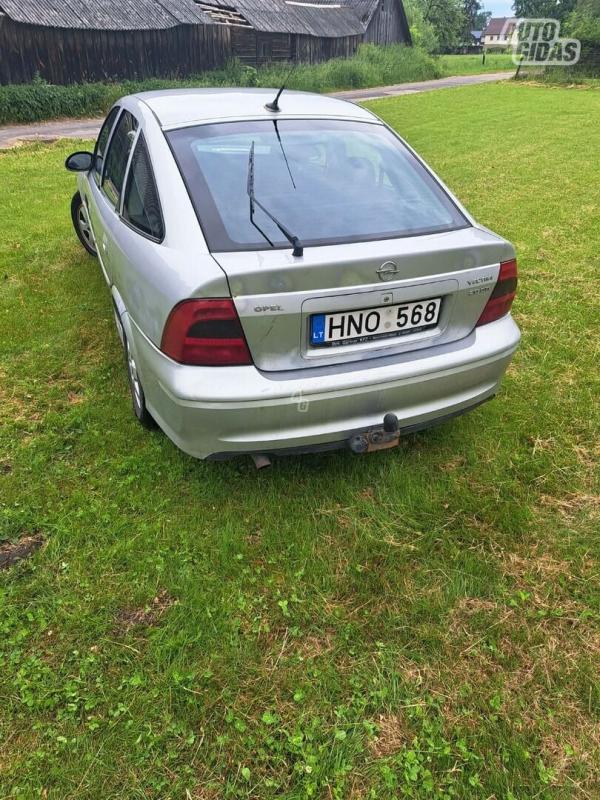 Pelēks Opel Vectra 2001 Utena, ar dzinēja tilpumu 2.00 L un nobraukumu 312 tūkst. km par 600 €, foto 3 vietnē AUTOMOTO.COM.LV