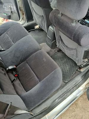 Pelēks Opel Vectra 2001 Utena, ar dzinēja tilpumu 2.00 L un nobraukumu 312 tūkst. km par 600 €, foto 11 vietnē AUTOMOTO.COM.LV