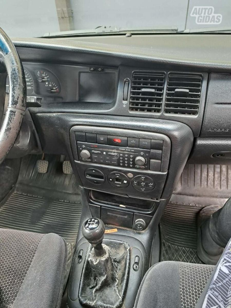 Pelēks Opel Vectra 2001 Utena, ar dzinēja tilpumu 2.00 L un nobraukumu 312 tūkst. km par 600 €, foto 14 vietnē AUTOMOTO.COM.LV