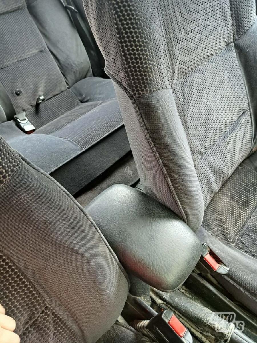 Pelēks Opel Vectra 2001 Utena, ar dzinēja tilpumu 2.00 L un nobraukumu 312 tūkst. km par 600 €, foto 15 vietnē AUTOMOTO.COM.LV