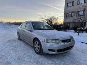 Pelēks Opel Vectra 2002 Klaipėda, ar dzinēja tilpumu 2.17 L un nobraukumu 265 tūkst. km par 475 €, foto 4 vietnē AUTOMOTO.COM.LV