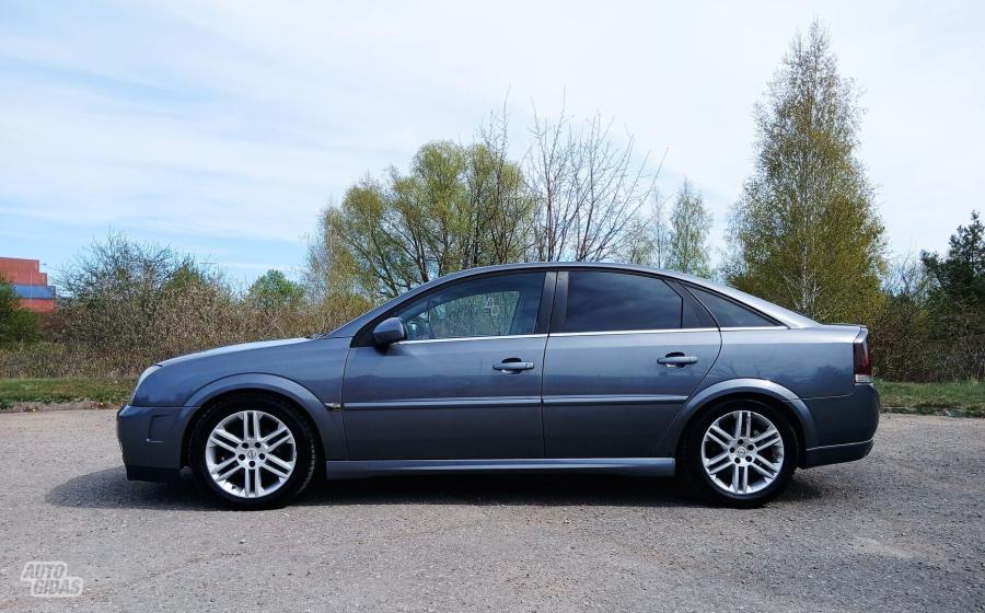 Pelēks Opel Vectra 2002 Klaipėda, ar dzinēja tilpumu 2.20 L un nobraukumu 276 tūkst. km par 1650 €, foto 7 vietnē AUTOMOTO.COM.LV