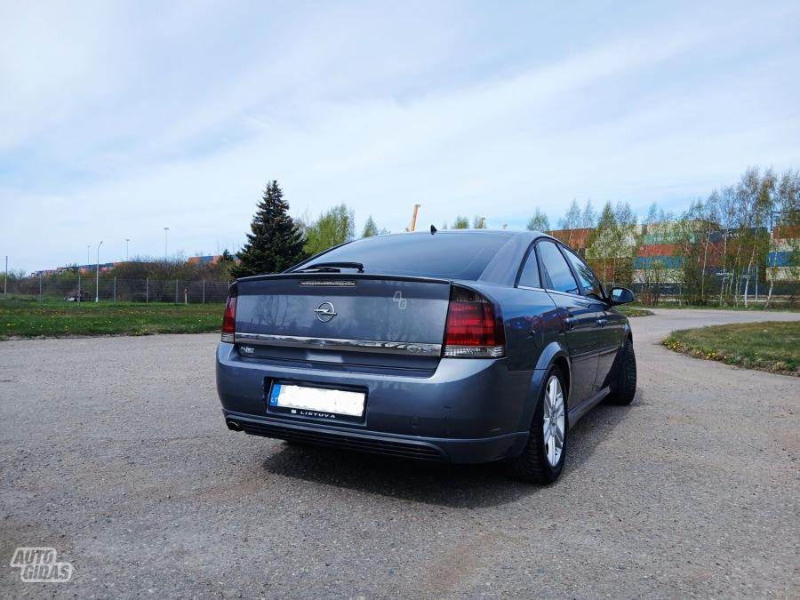 Pelēks Opel Vectra 2002 Klaipėda, ar dzinēja tilpumu 2.20 L un nobraukumu 276 tūkst. km par 1650 €, foto 17 vietnē AUTOMOTO.COM.LV