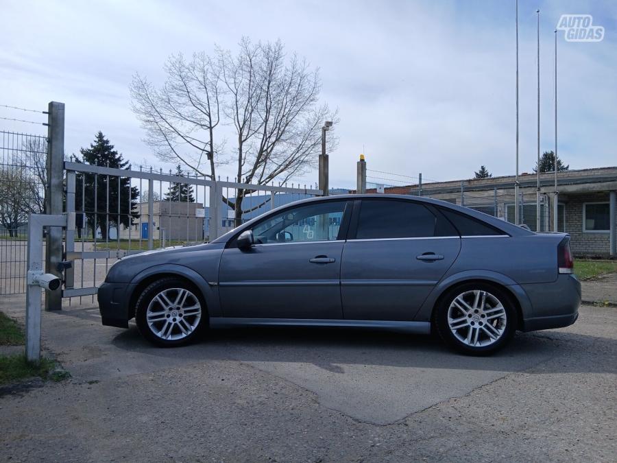 Pelēks Opel Vectra 2002 Klaipėda, ar dzinēja tilpumu 2.20 L un nobraukumu 276 tūkst. km par 1650 €, foto 18 vietnē AUTOMOTO.COM.LV