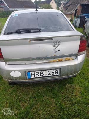Pelēks Opel Vectra 2002 Kauņa, ar dzinēja tilpumu 2.20 L un nobraukumu 350 tūkst. km par 800 €, foto 4 vietnē AUTOMOTO.COM.LV