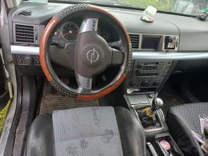 Pelēks Opel Vectra 2002 Kauņa, ar dzinēja tilpumu 2.20 L un nobraukumu 350 tūkst. km par 800 €, foto 6 vietnē AUTOMOTO.COM.LV