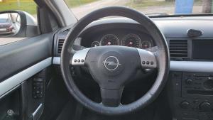 Pelēks Opel Vectra 2003 Šauļi, ar dzinēja tilpumu 2.17 L un nobraukumu 348 tūkst. km par 700 €, foto 11 vietnē AUTOMOTO.COM.LV