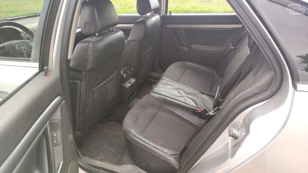 Pelēks Opel Vectra 2003 Kauņa, ar dzinēja tilpumu 2.20 L un nobraukumu 279 tūkst. km par 600 €, foto 10 vietnē AUTOMOTO.COM.LV
