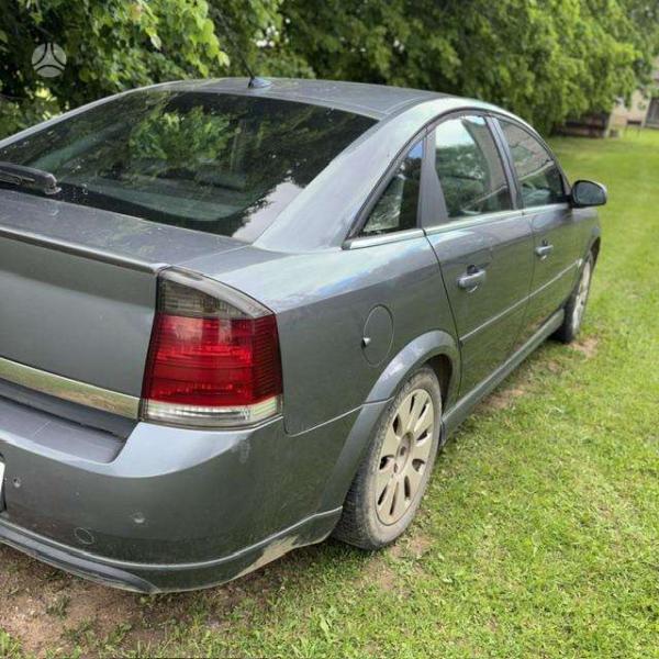 Pelēks Opel Vectra 2003 Utena, ar dzinēja tilpumu 2.20 L un nobraukumu 290 tūkst. km par 1400 €, foto 8 vietnē AUTOMOTO.COM.LV