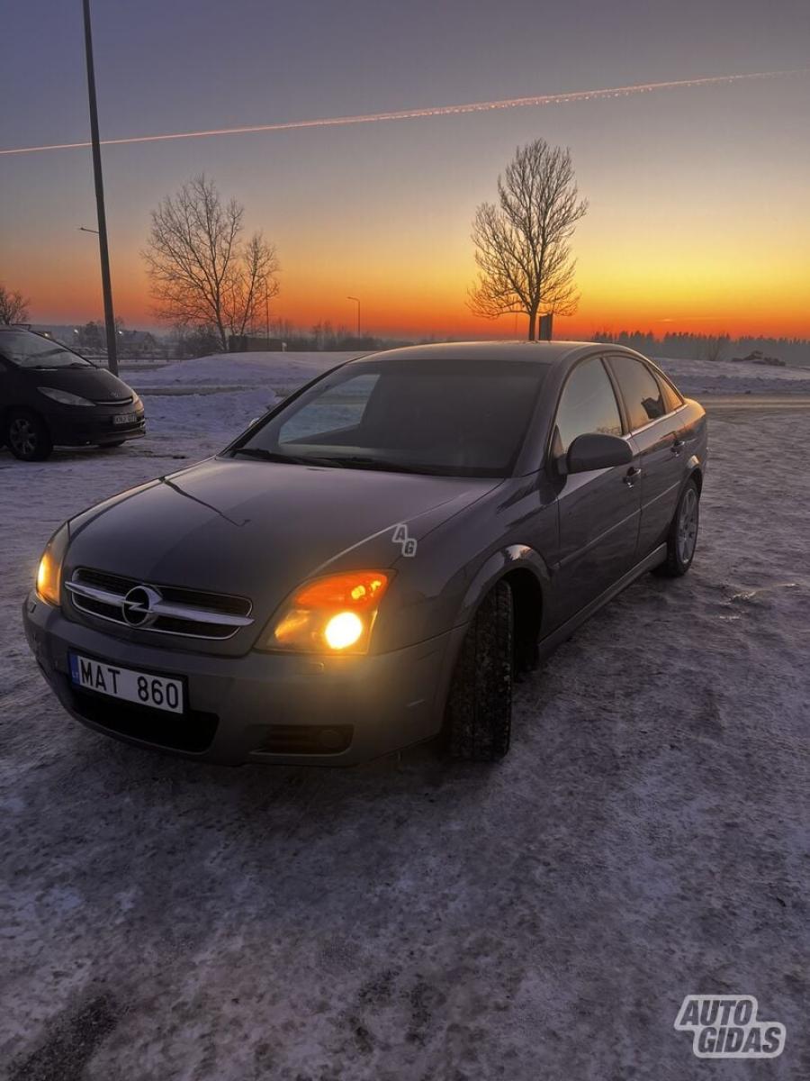 Pelēks Opel Vectra 2004 Viļņa, ar dzinēja tilpumu 2.20 L un nobraukumu 320 tūkst. km par 750 €, foto 3 vietnē AUTOMOTO.COM.LV