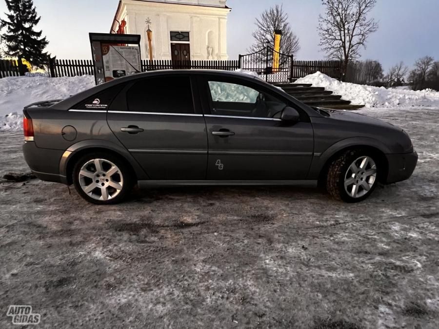 Pelēks Opel Vectra 2004 Viļņa, ar dzinēja tilpumu 2.20 L un nobraukumu 320 tūkst. km par 750 €, foto 8 vietnē AUTOMOTO.COM.LV