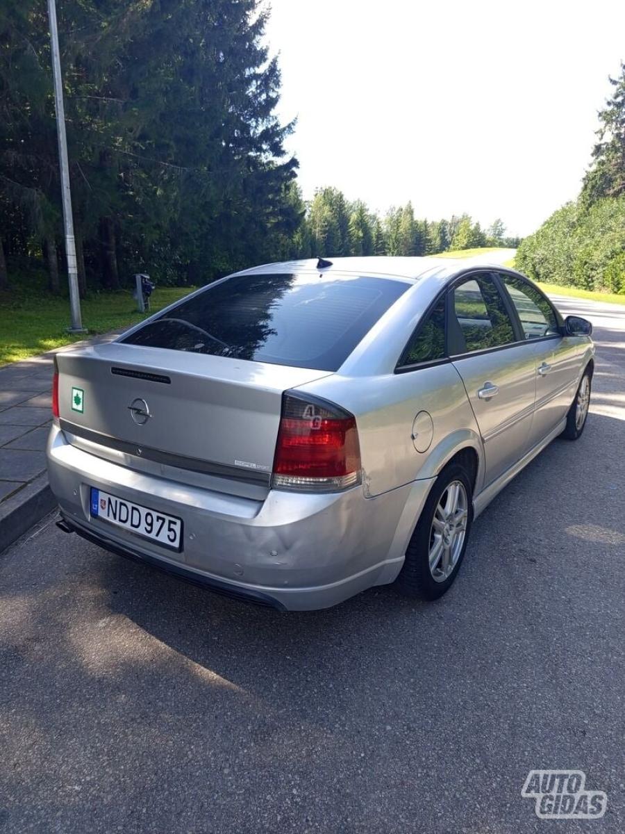 Серый Опель Вектра 2004 в Тельшяй, объемом двигателя 1.90 л и пробегом 340 тыс. км за 800 €, фото 6 на AUTOMOTO.COM.LV