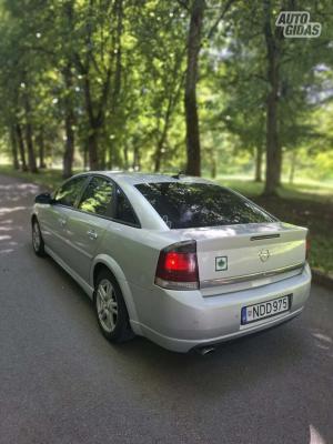 Grey Opel Vectra 2004 in Telschi, with an engine capacity of 1.90 L and mileage of 340 thousand km for 800 €, photo  on AUTOMOTO.COM.LV