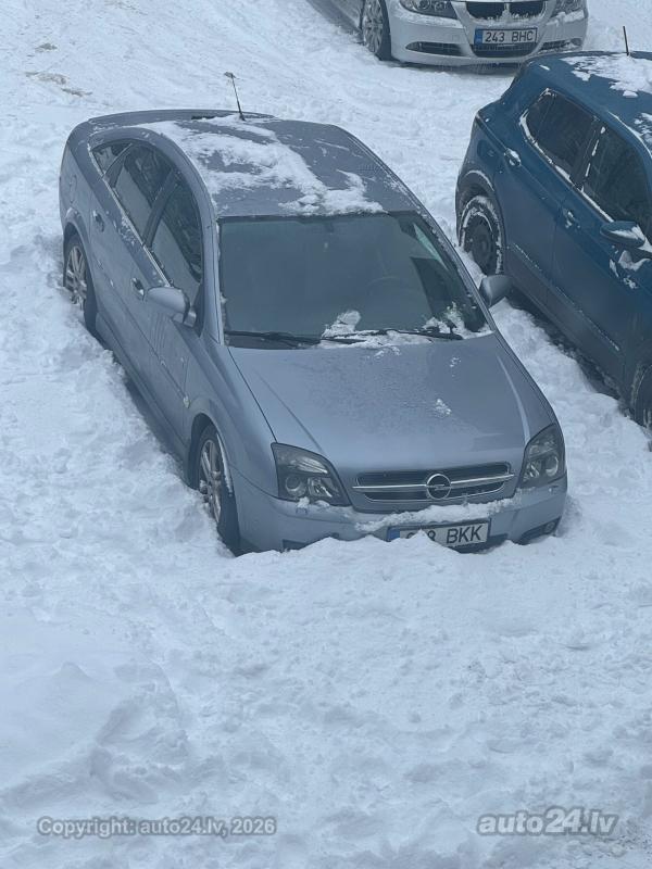 Grey Opel Vectra 2004 in Tallinn, with an engine capacity of 2.20 L and mileage of 0 thousand km for 1100 €, photo 1 on AUTOMOTO.COM.LV