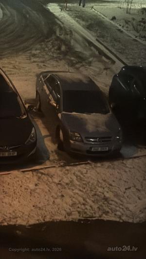 Pelēks Opel Vectra 2004 Tallina, ar dzinēja tilpumu 2.20 L un nobraukumu 0 tūkst. km par 1100 €, foto 5 vietnē AUTOMOTO.COM.LV