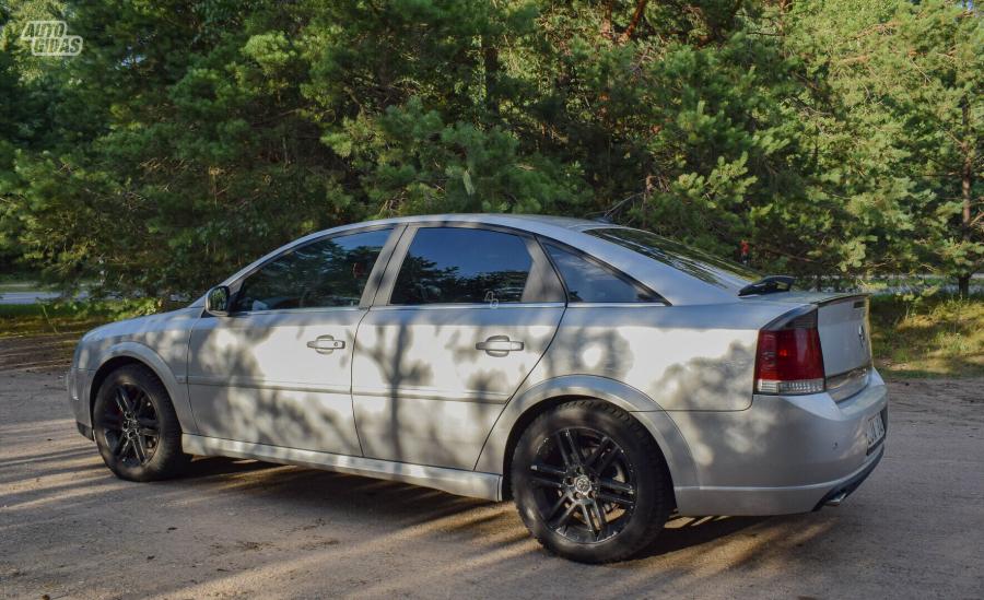 Pelēks Opel Vectra 2004 Viļņa, ar dzinēja tilpumu 2.20 L un nobraukumu 217 tūkst. km par 1300 €, foto 7 vietnē AUTOMOTO.COM.LV