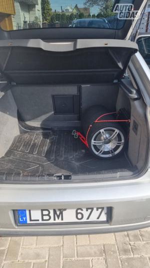 Pelēks Opel Vectra 2004 Kauņa, ar dzinēja tilpumu 1.90 L un nobraukumu 318 tūkst. km par 1000 €, foto 8 vietnē AUTOMOTO.COM.LV