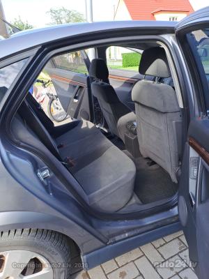 Grey Opel Vectra 2005 in Polva, with an engine capacity of 1.80 L and mileage of 262 thousand km for 800 €, photo 9 on AUTOMOTO.COM.LV