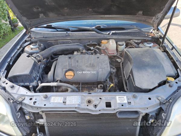 Grey Opel Vectra 2005 in Polva, with an engine capacity of 1.80 L and mileage of 262 thousand km for 800 €, photo 10 on AUTOMOTO.COM.LV