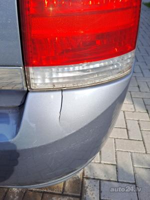 Grey Opel Vectra 2005 in Polva, with an engine capacity of 1.80 L and mileage of 262 thousand km for 800 €, photo 13 on AUTOMOTO.COM.LV
