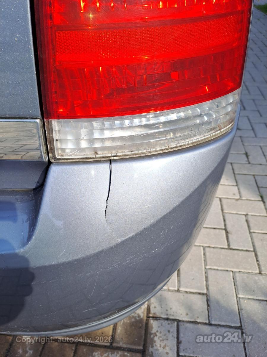 Grey Opel Vectra 2005 in Polva, with an engine capacity of 1.80 L and mileage of 262 thousand km for 800 €, photo 13 on AUTOMOTO.COM.LV