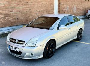 Grey Opel Vectra 2005 in Klaipeda, with an engine capacity of 1.91 L and mileage of 344 thousand km for 950 €, photo  on AUTOMOTO.COM.LV