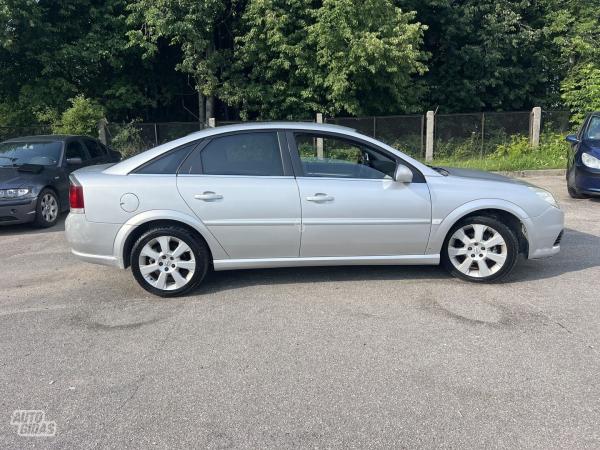 Pelēks Opel Vectra 2005 Šauļi, ar dzinēja tilpumu 1.90 L un nobraukumu 0 tūkst. km par 1149 €, foto 6 vietnē AUTOMOTO.COM.LV
