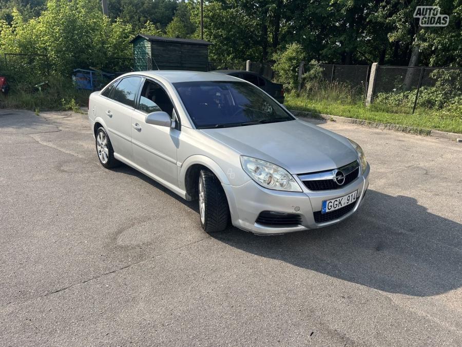 Pelēks Opel Vectra 2005 Šauļi, ar dzinēja tilpumu 1.90 L un nobraukumu 0 tūkst. km par 1149 €, foto 5 vietnē AUTOMOTO.COM.LV