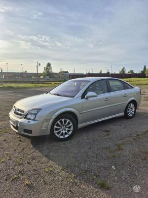 Pelēks Opel Vectra 2005 Šauļi, ar dzinēja tilpumu 2.20 L un nobraukumu 205 tūkst. km par 2100 €, foto  vietnē AUTOMOTO.COM.LV