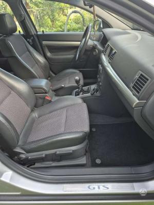 Pelēks Opel Vectra 2005 Šauļi, ar dzinēja tilpumu 2.20 L un nobraukumu 205 tūkst. km par 2100 €, foto 11 vietnē AUTOMOTO.COM.LV