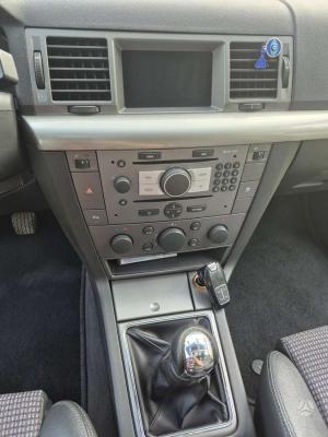 Pelēks Opel Vectra 2005 Šauļi, ar dzinēja tilpumu 2.20 L un nobraukumu 205 tūkst. km par 2100 €, foto 12 vietnē AUTOMOTO.COM.LV