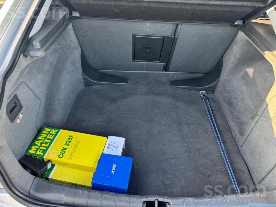 Grey Opel Vectra 2005 in Liepaja, with an engine capacity of 2.20 L and mileage of 280 thousand km for 3200 €, photo 12 on AUTOMOTO.COM.LV