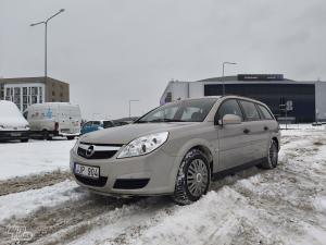 Grey Opel Vectra 2006 in Vilnius, with an engine capacity of 1.90 L and mileage of 480 thousand km for 850 €, photo  on AUTOMOTO.COM.LV
