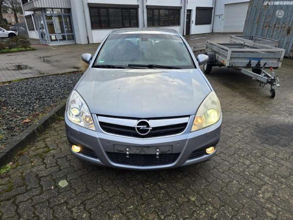 Pelēks Opel Vectra 2006 Marijampole, ar dzinēja tilpumu 2.20 L un nobraukumu 250 tūkst. km par 2200 €, foto 2 vietnē AUTOMOTO.COM.LV