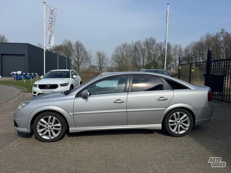 Pelēks Opel Vectra 2006 Kauņa, ar dzinēja tilpumu 1.80 L un nobraukumu 210 tūkst. km par 1999 €, foto 2 vietnē AUTOMOTO.COM.LV