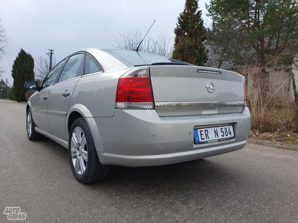 Pelēks Opel Vectra 2006 Kauņa, ar dzinēja tilpumu 2.20 L un nobraukumu 298 tūkst. km par 1950 €, foto 9 vietnē AUTOMOTO.COM.LV